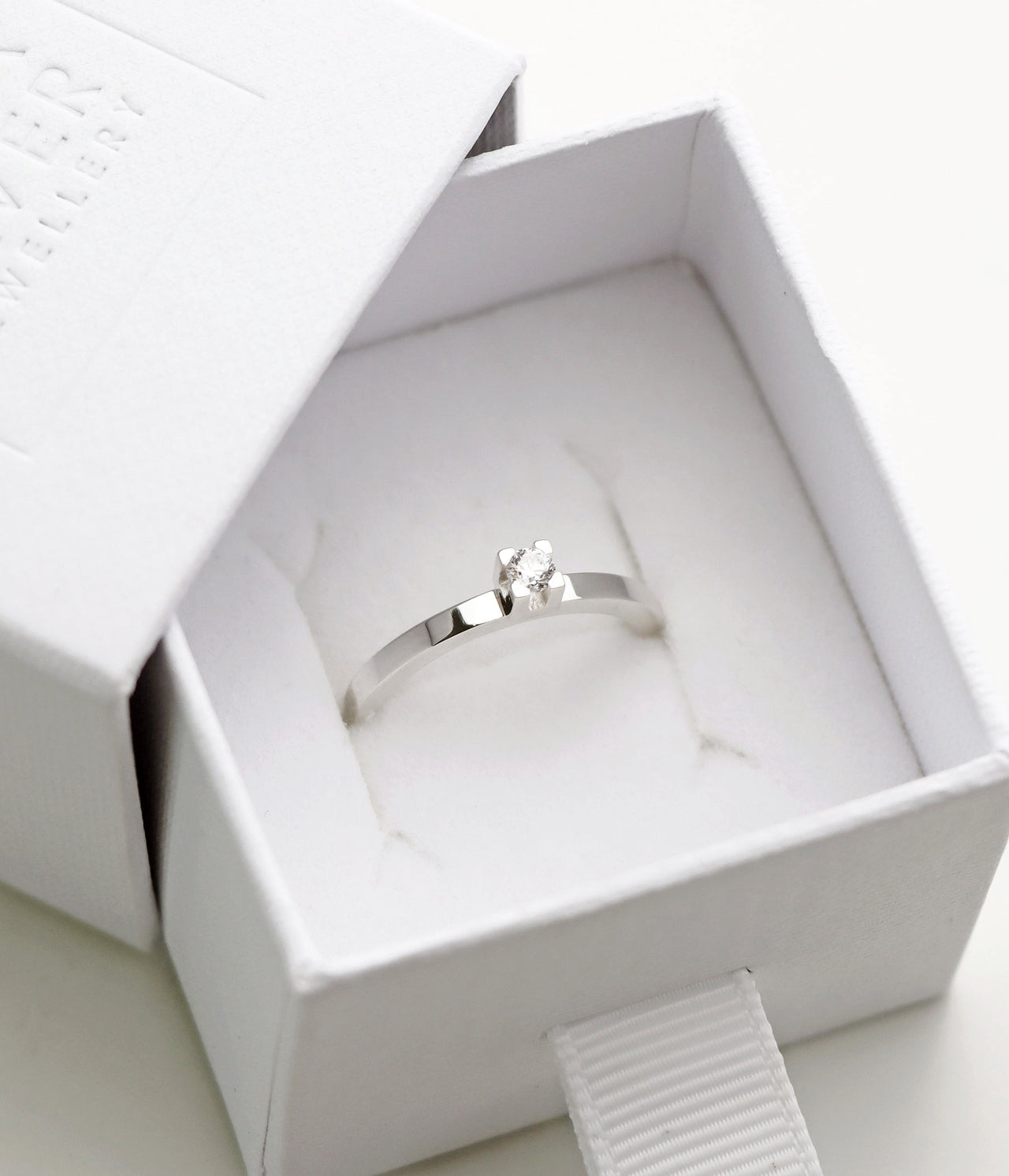 Monet Diamond Ring 0.10 ct | Wedding / Engagement Ring Silver – Mila Silver